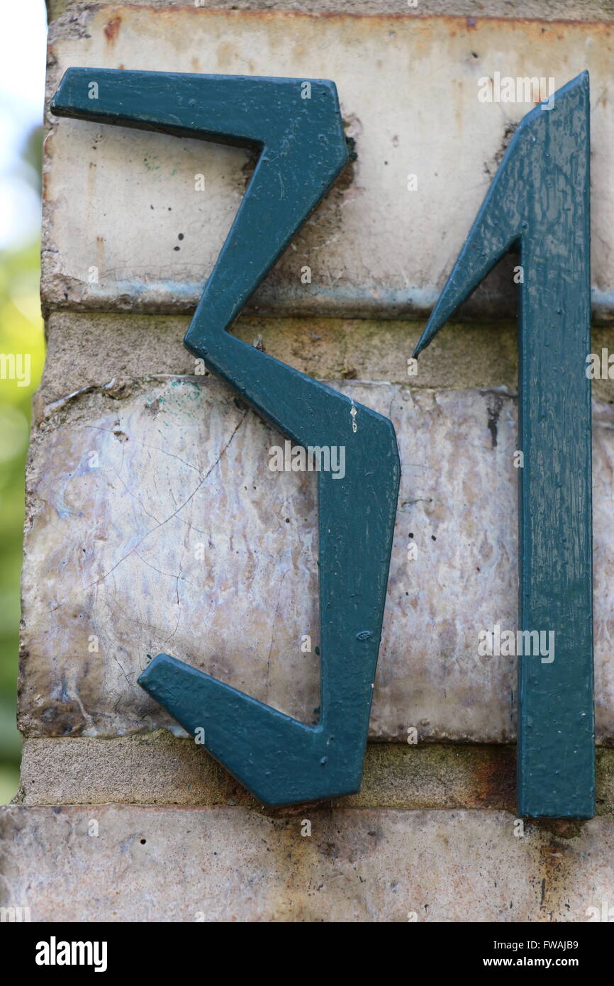 House number 31 sign hi-res stock photography and images - Alamy