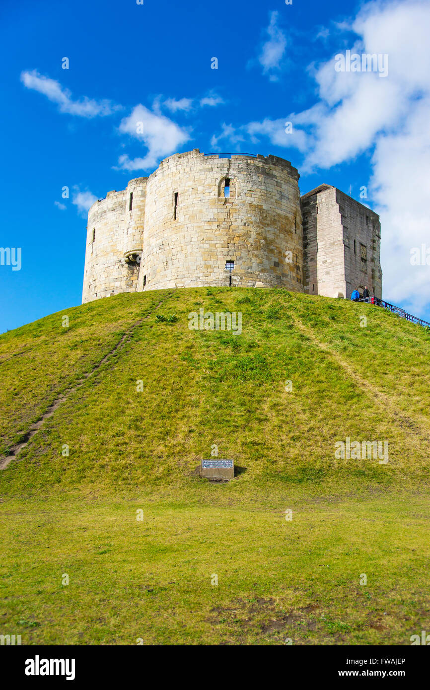 Clifford castle hi-res stock photography and images - Alamy
