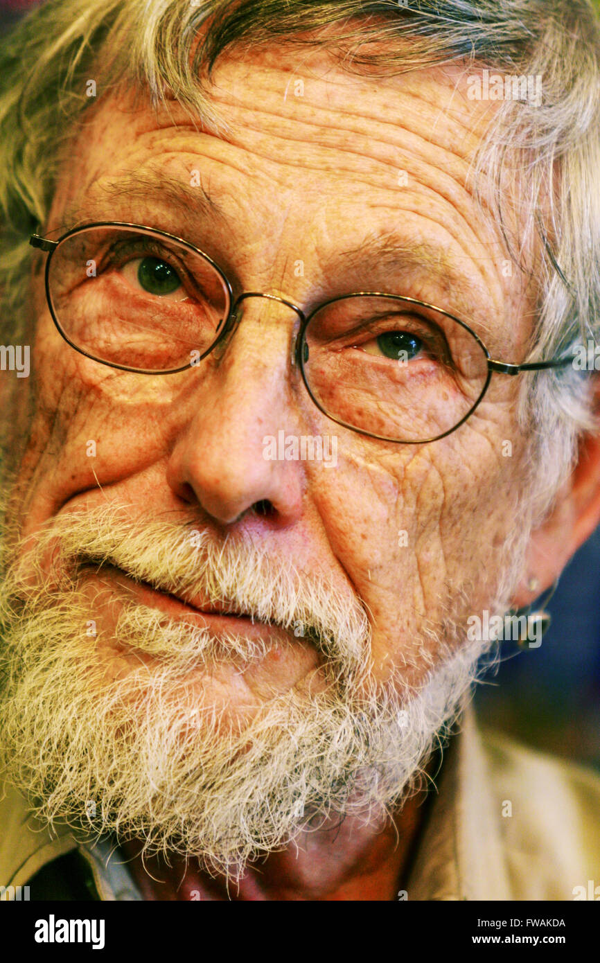 Gary snyder hi-res stock photography and images - Alamy