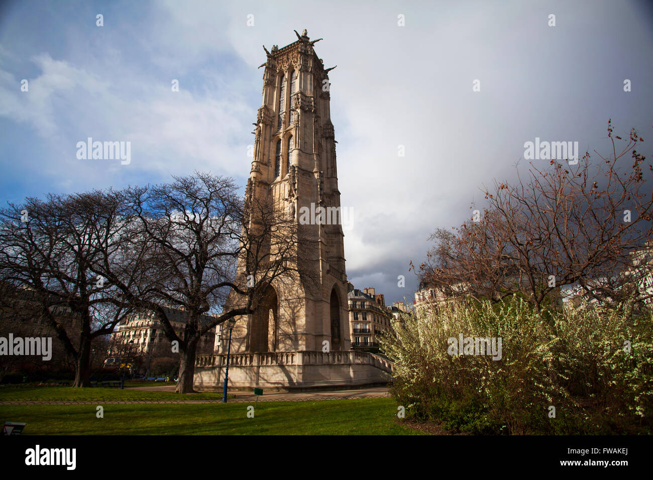 Saint-Jacques tower in Paris, France Stock Photo - Alamy