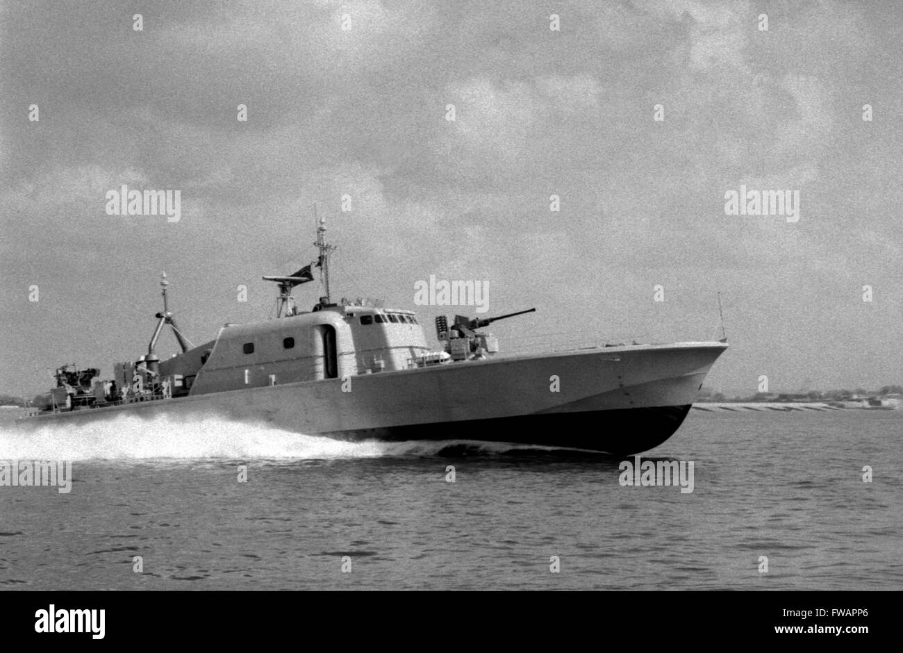 AJAXNETPHOTO. SOLENT, ENGLAND. - MALAYSIAN FAST PATROL BOAT - K.D ...