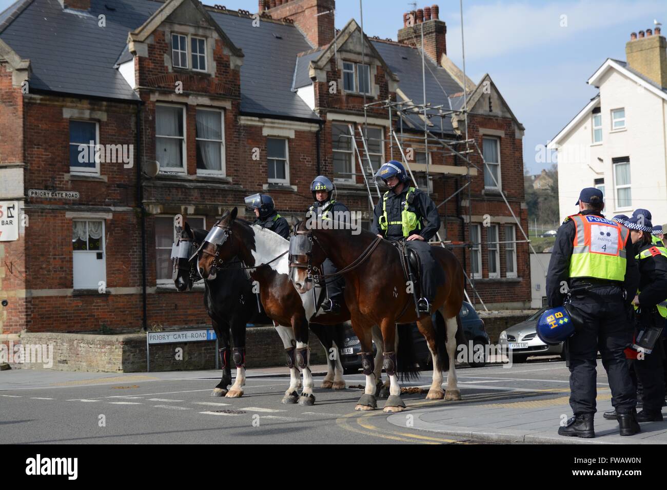 Kent Riot Police High Resolution Stock Photography and Images - Alamy