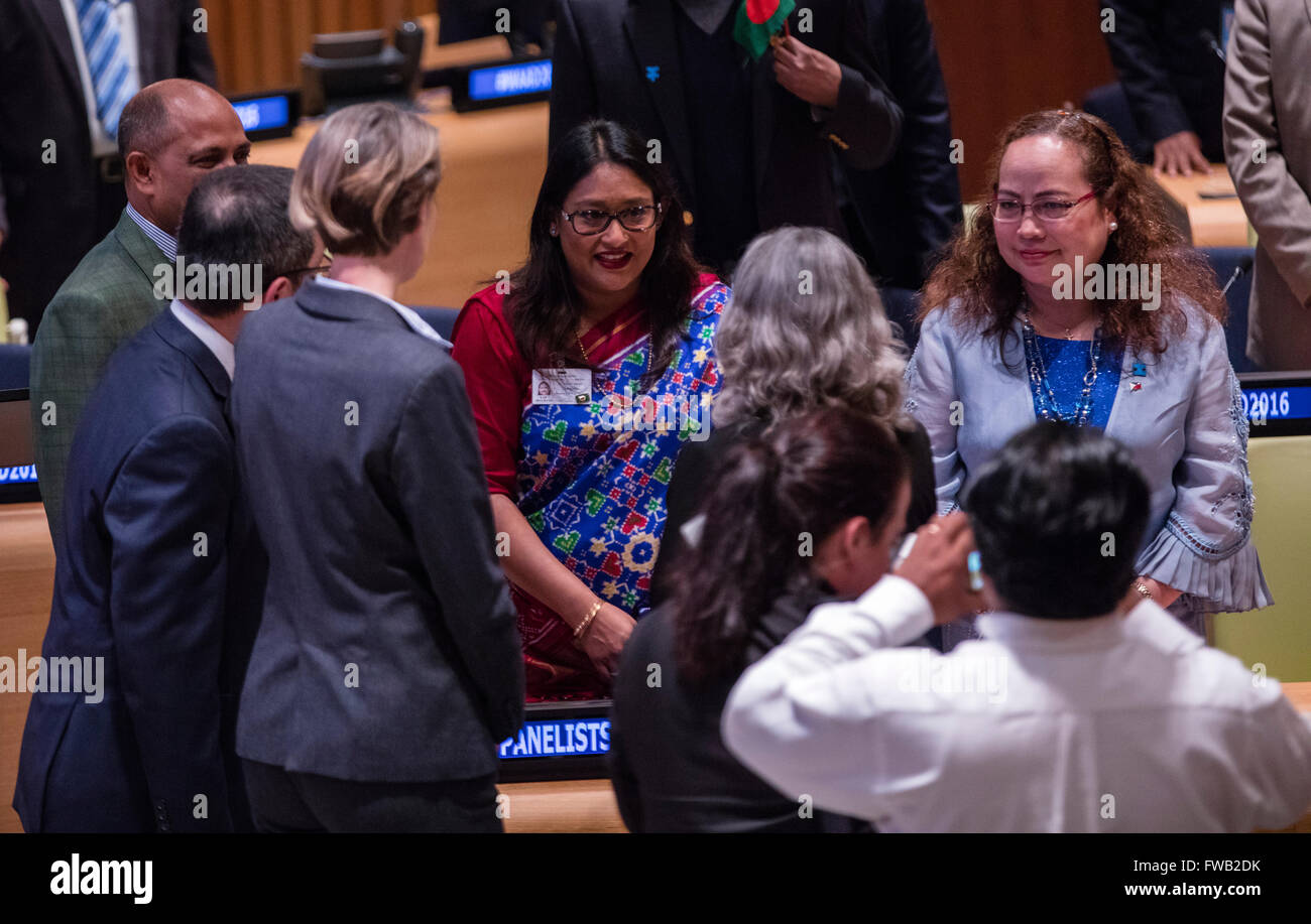 Saima wazed putul hi-res stock photography and images - Alamy