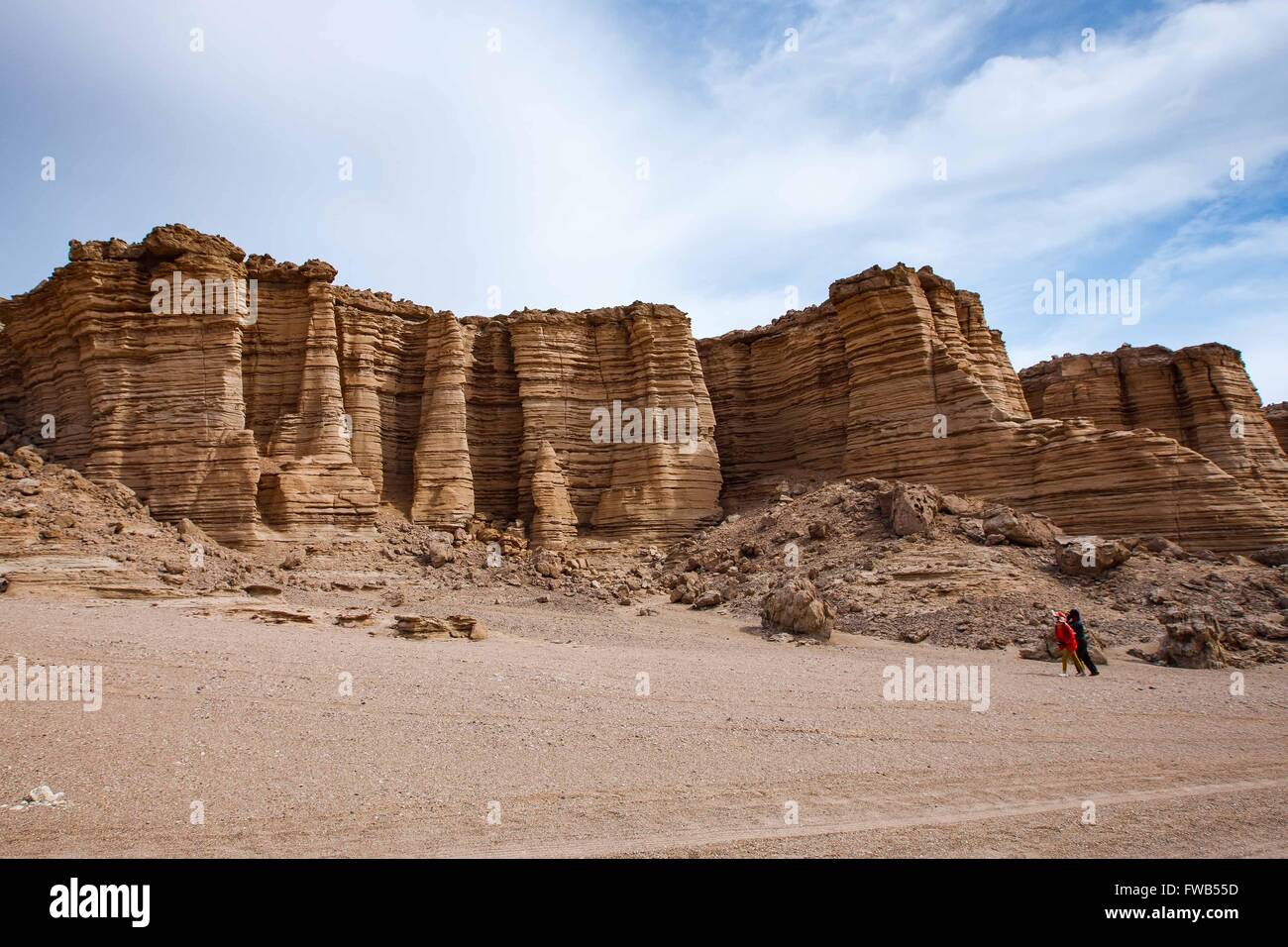 Hami, China's Xinjiang Uygur Autonomous Region. 2nd Apr, 2016. Tourists ...