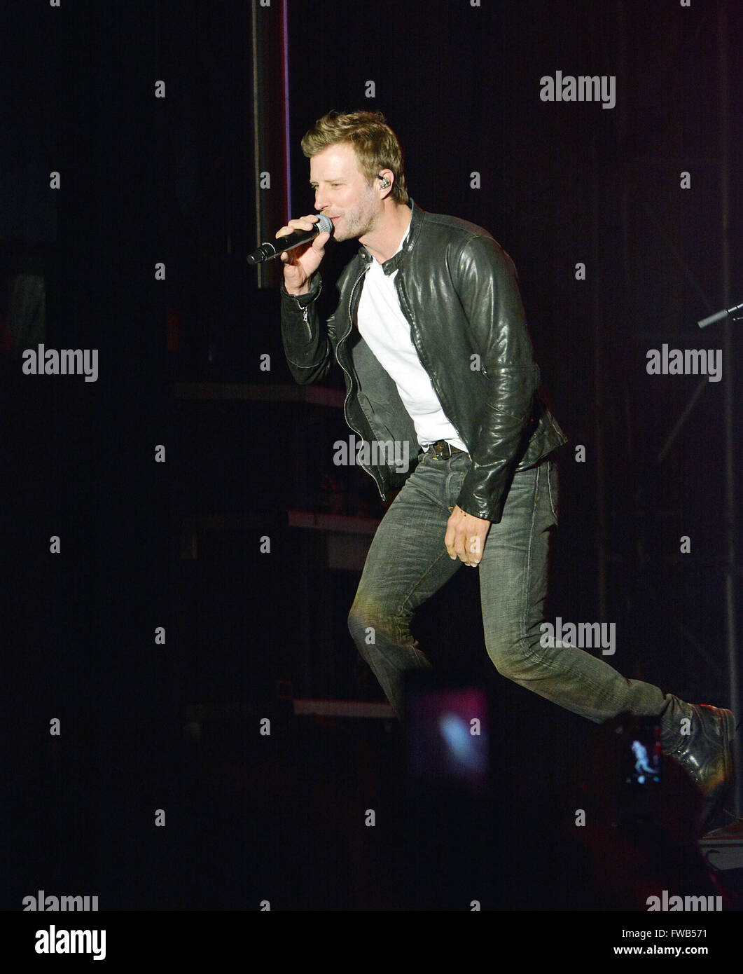 Las Vegas, Nevada, USA. 3rd Apr, 2016. Country music singer Dierks ...