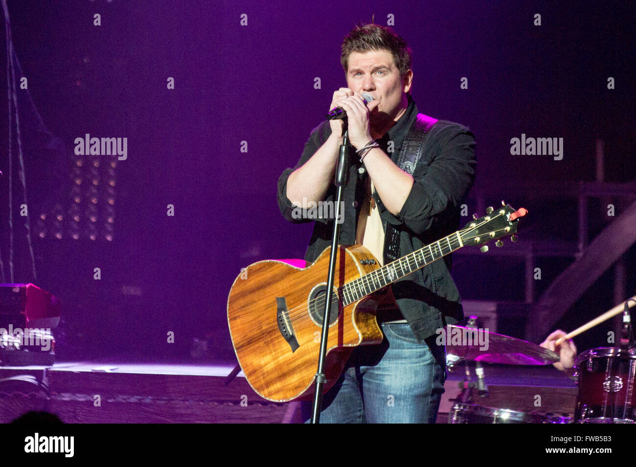 Madison, Wisconsin, USA. 17th Mar, 2016. Country musician ADAM CRAIG ...