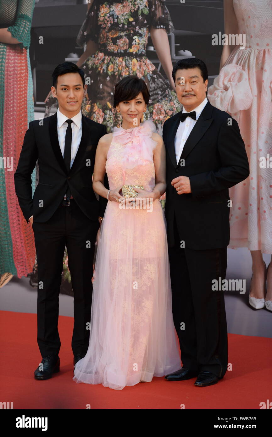 Hong Kong, China. 3rd Apr, 2016. Actress Angie Chiu (C) poses on the ...