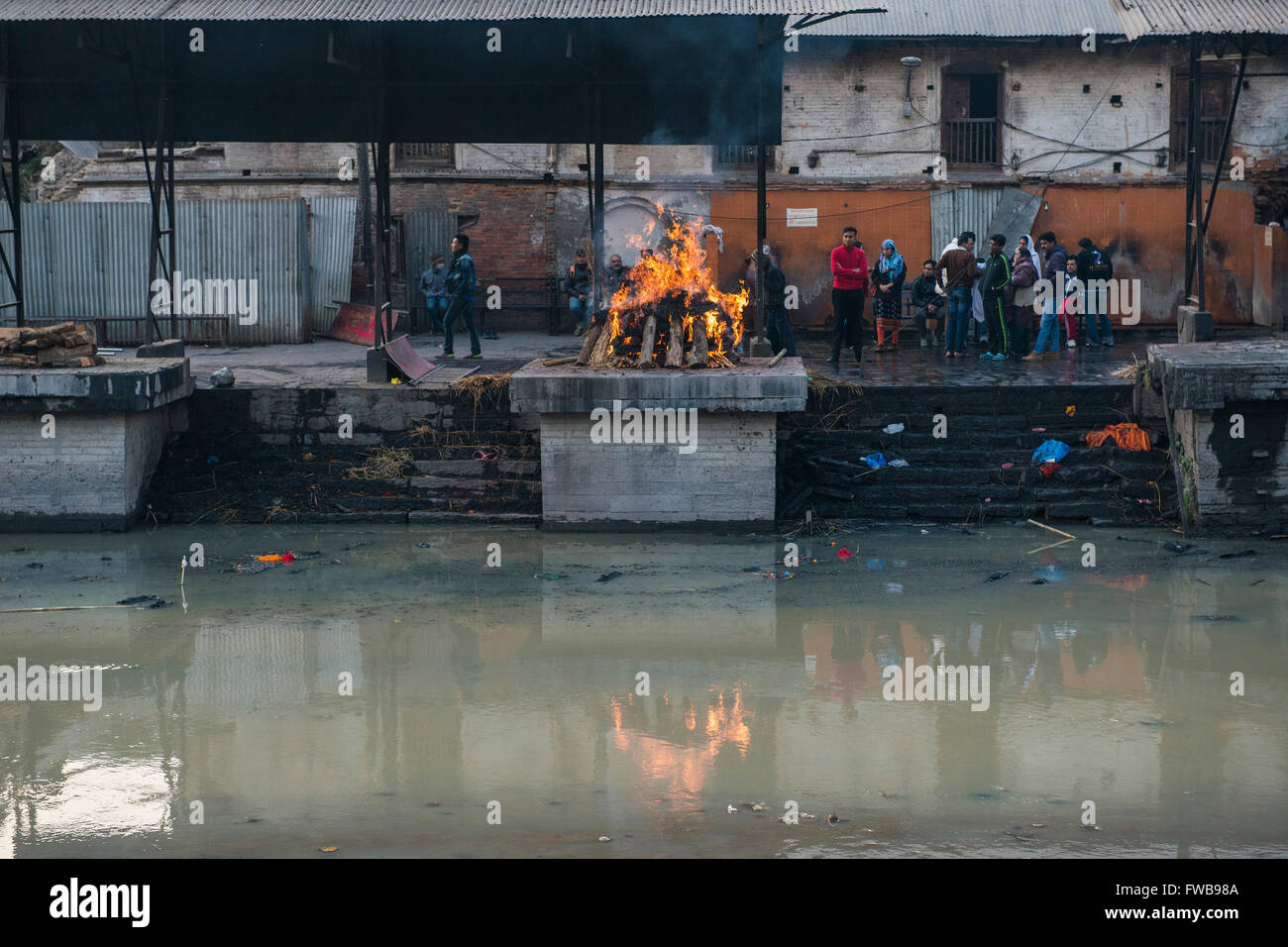 Nepal, Kathmandu, Pashupatinath, cremation funeral Stock Photo - Alamy