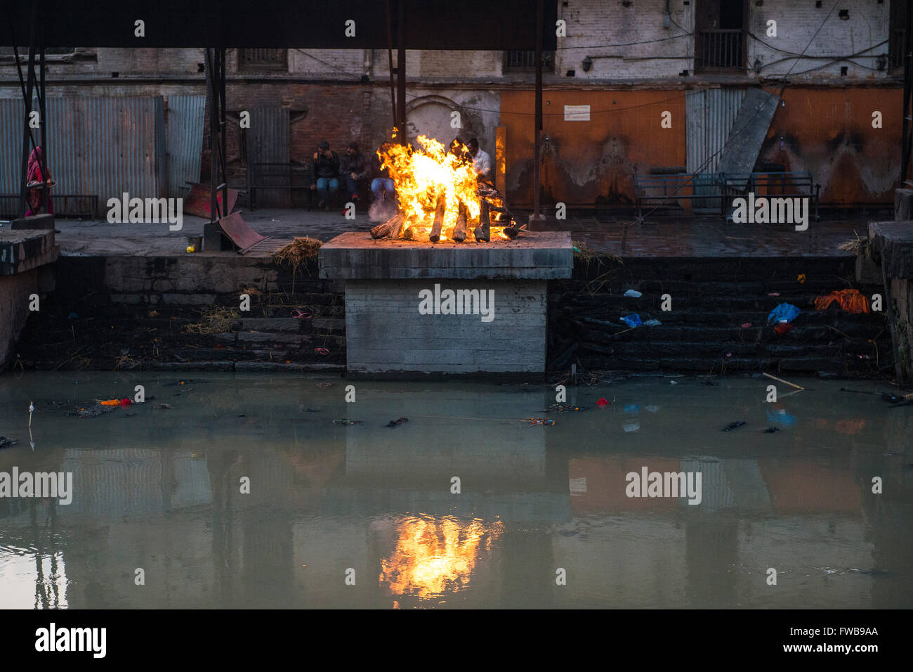 Nepal, Kathmandu, Pashupatinath, cremation funeral Stock Photo - Alamy