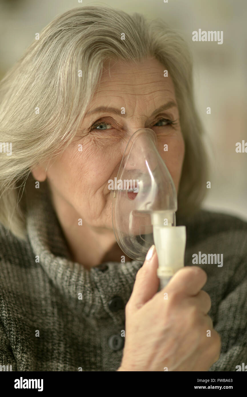 woman with flu inhalation Stock Photo - Alamy