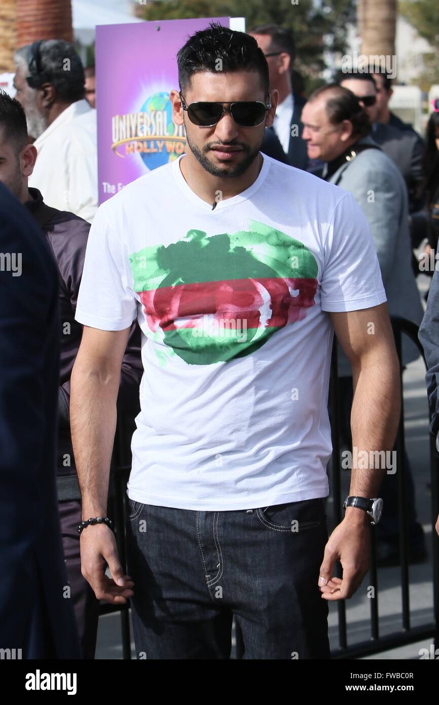 Amir Kahn and Canelo Alvarez seen with Oscar De La Hoya at Universal ...