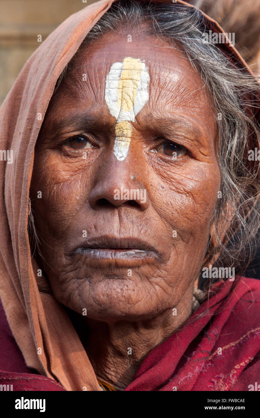 Female sadhu hi-res stock photography and images - Alamy