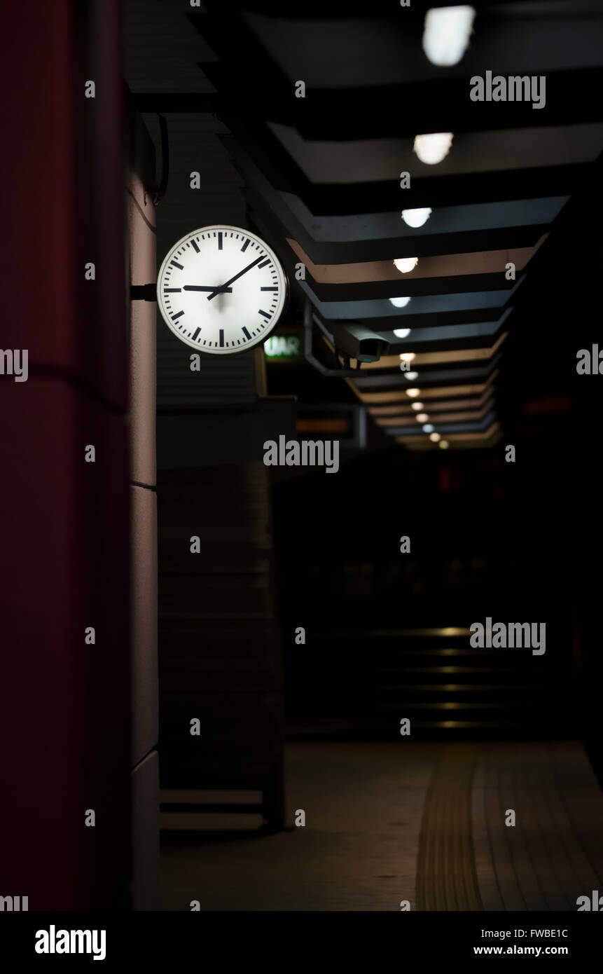 Train starion hi-res stock photography and images - Alamy