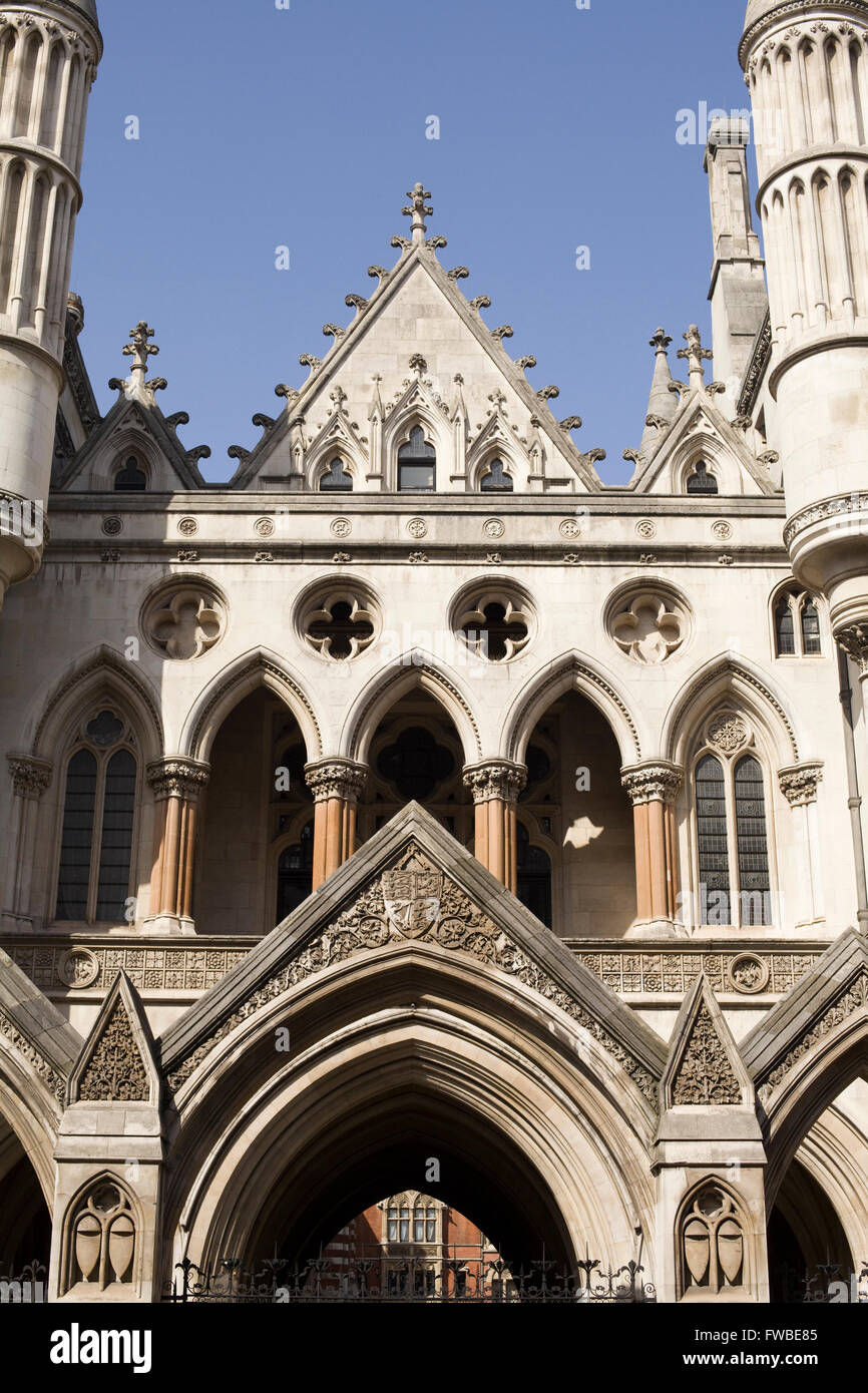 Front facade of the Royal Courts of Justice London Stock Photo - Alamy