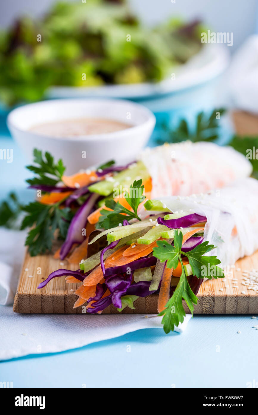 Spring rolls loaded with fresh crunchy vegetables Stock Photo - Alamy
