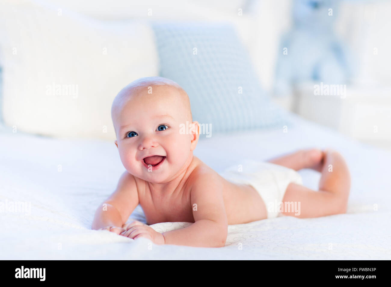 Baby wearing diaper hi-res stock photography and images - Alamy