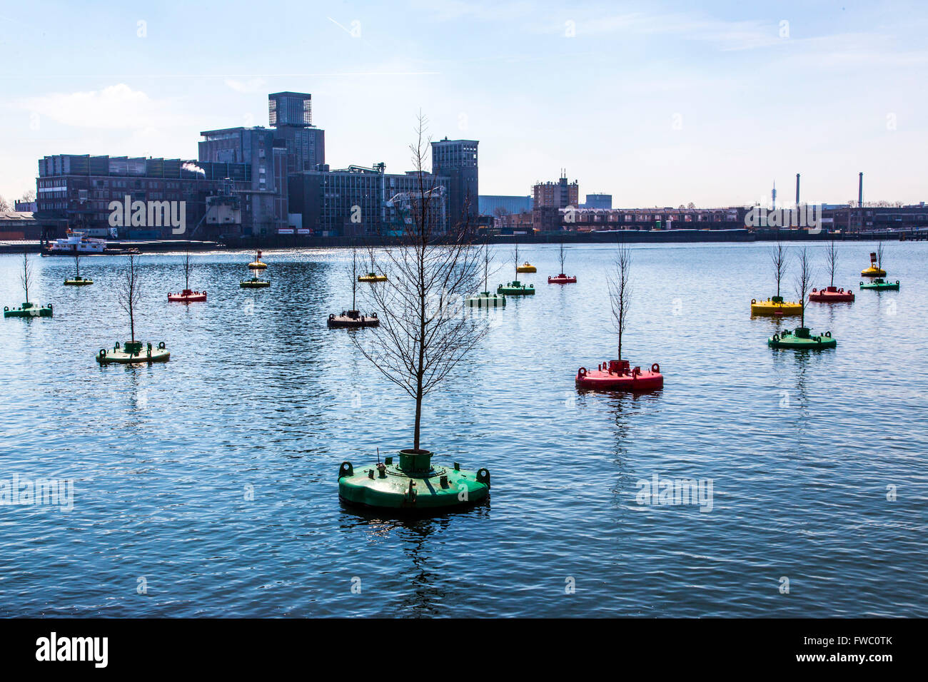 Art Action Dobberend Bos, of artists from Rotterdam, a forest of ...