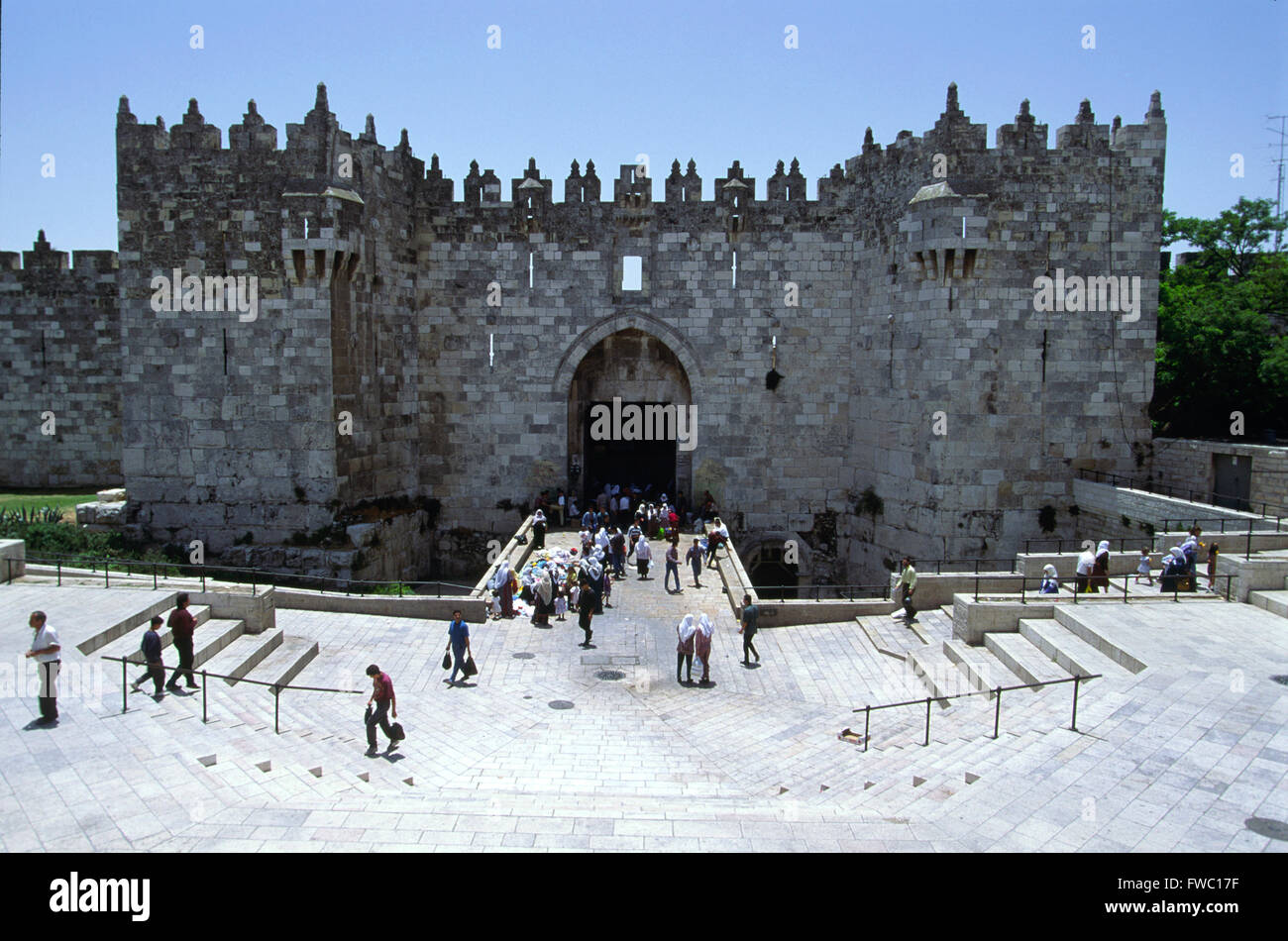 Old walled city of damascus hi-res stock photography and images - Alamy