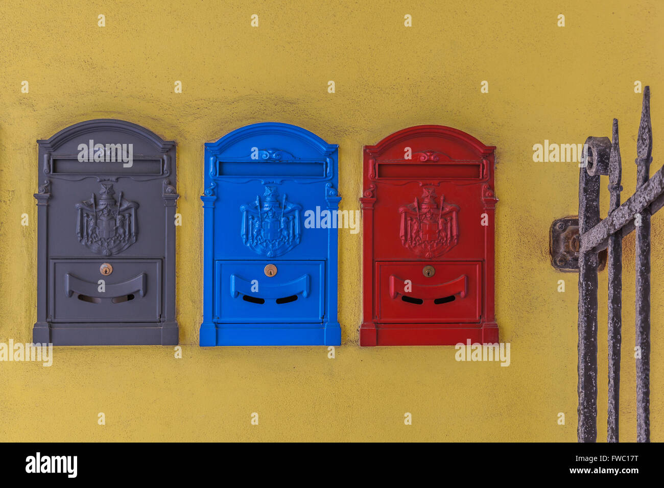Colourful mailbox hi-res stock photography and images - Alamy