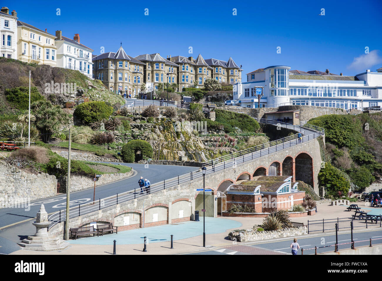 Isle of wight beach houses hi-res stock photography and images - Alamy