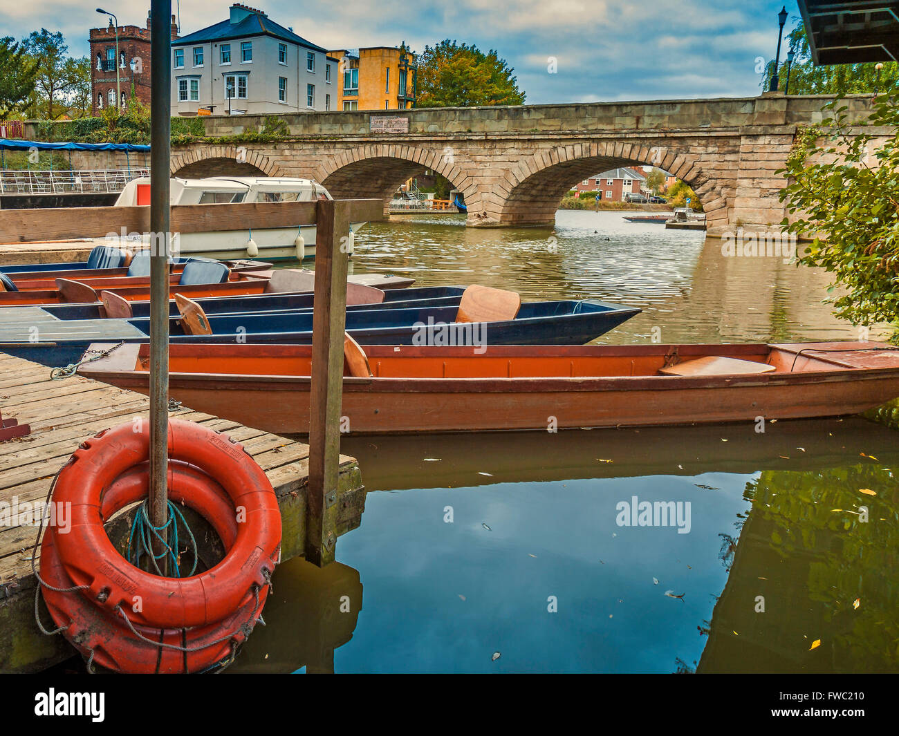 Folly bridge hi-res stock photography and images - Alamy