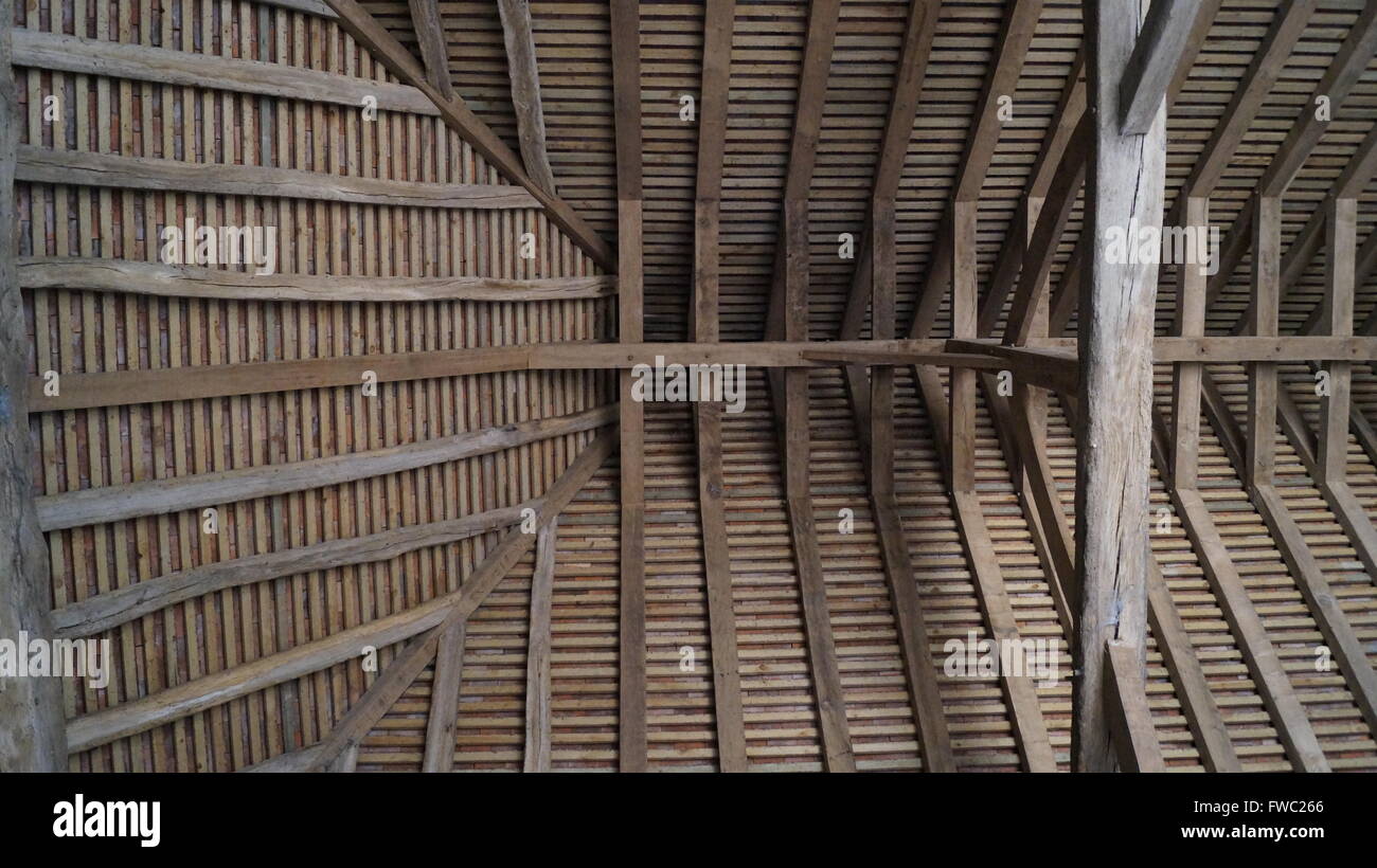 Looking up at the timber roof of Prior's Hall Barn, Widdington, Essex ...