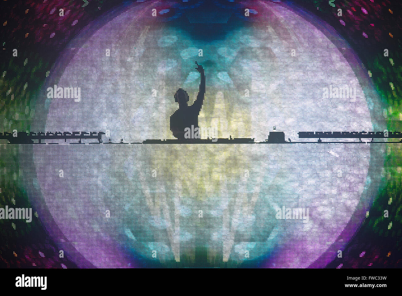 Calvin Harris Djing High Resolution Stock Photography and Images - Alamy