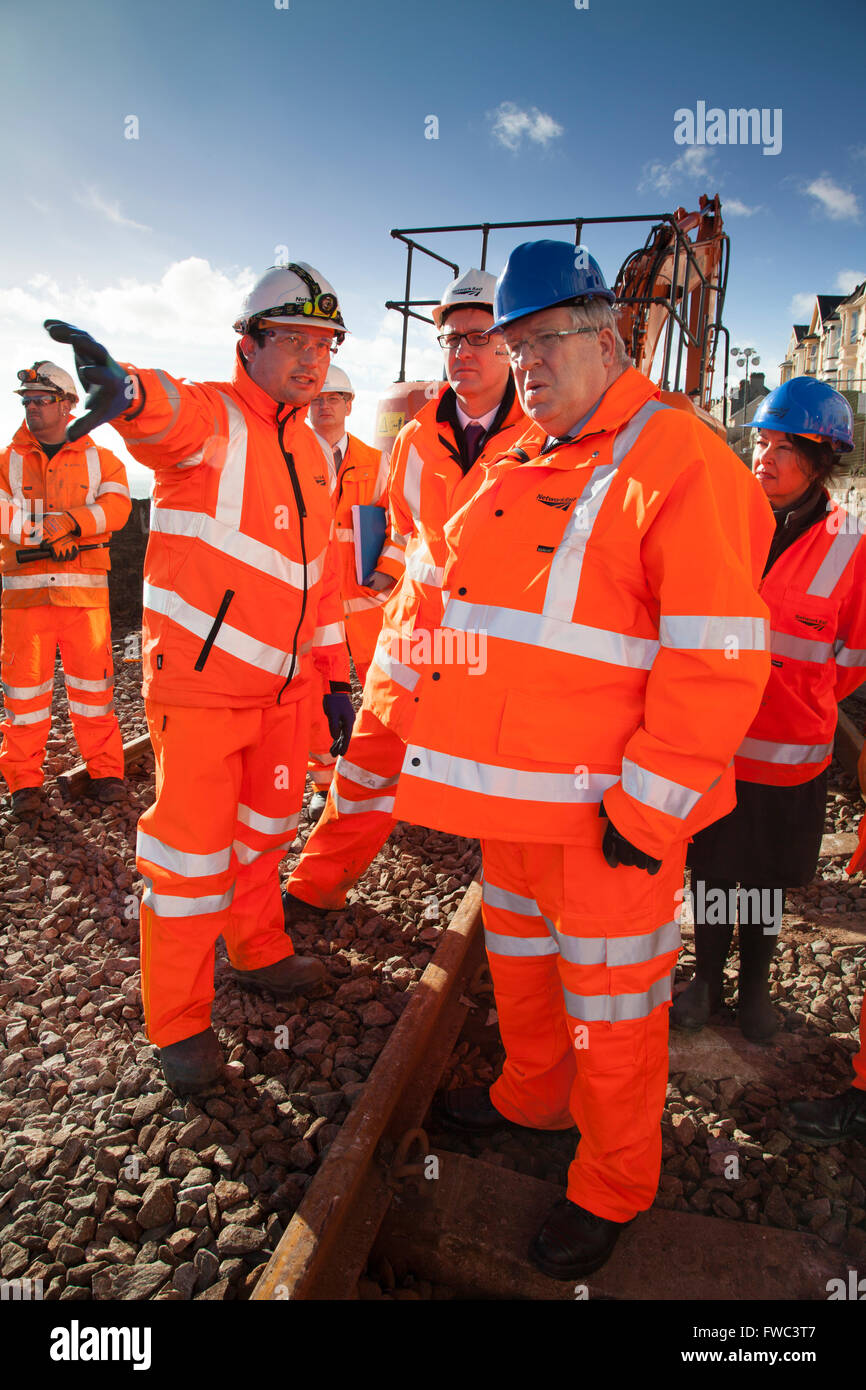Network rail staff hi-res stock photography and images - Alamy