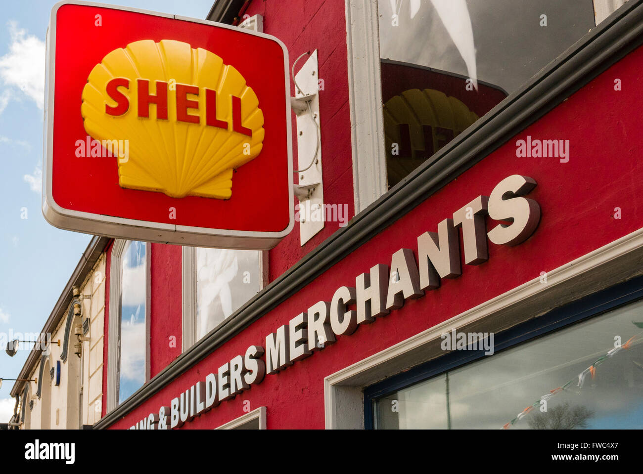 Shell petrol gas sign on the wall of a petrol gas station Stock Photo ...