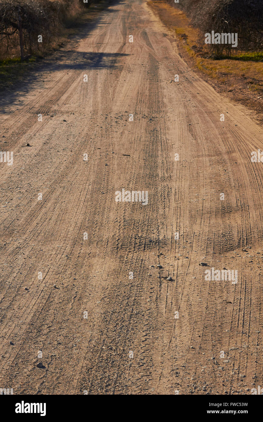 Dirt and gravel road hi-res stock photography and images - Alamy