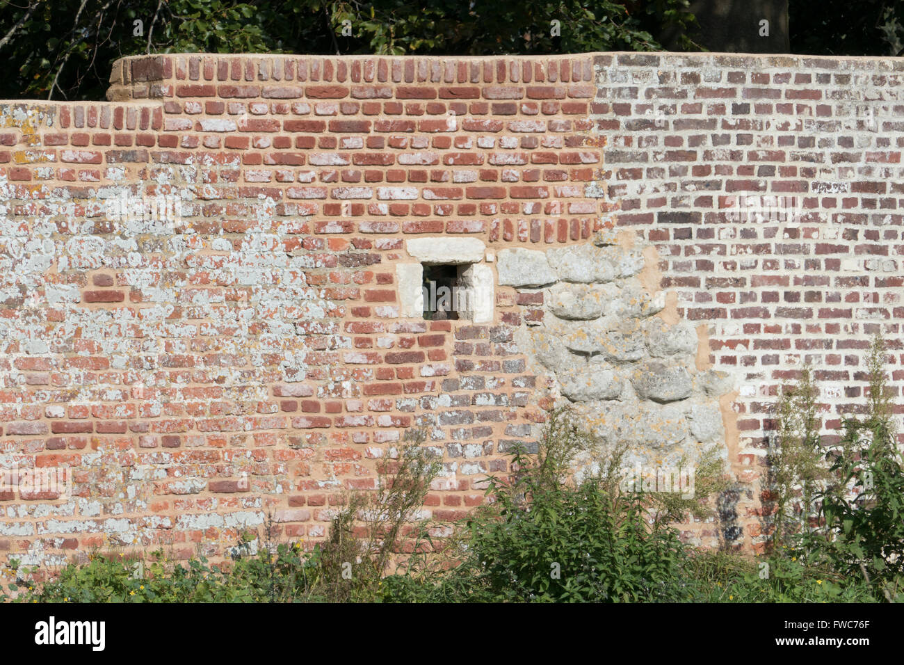 Battle of Waterloo - A British and Allied army defensive gun position ...