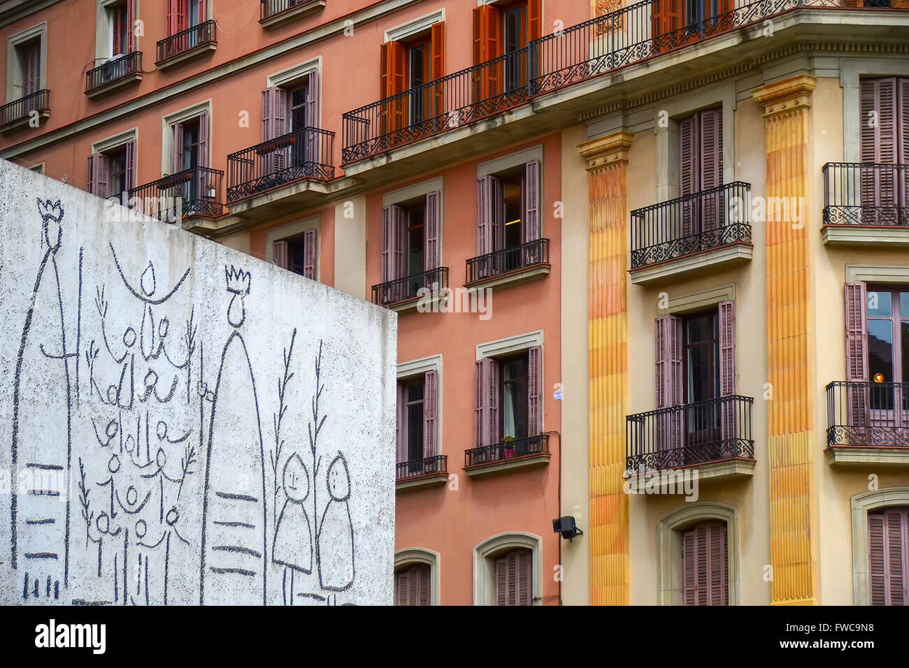 Barcelona buildings - detail Stock Photo - Alamy