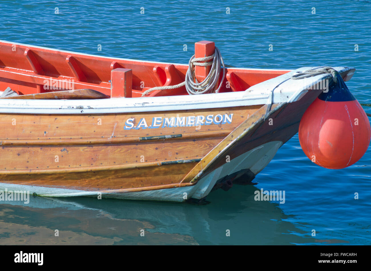 Back traditional fishing boat hi-res stock photography and images - Alamy