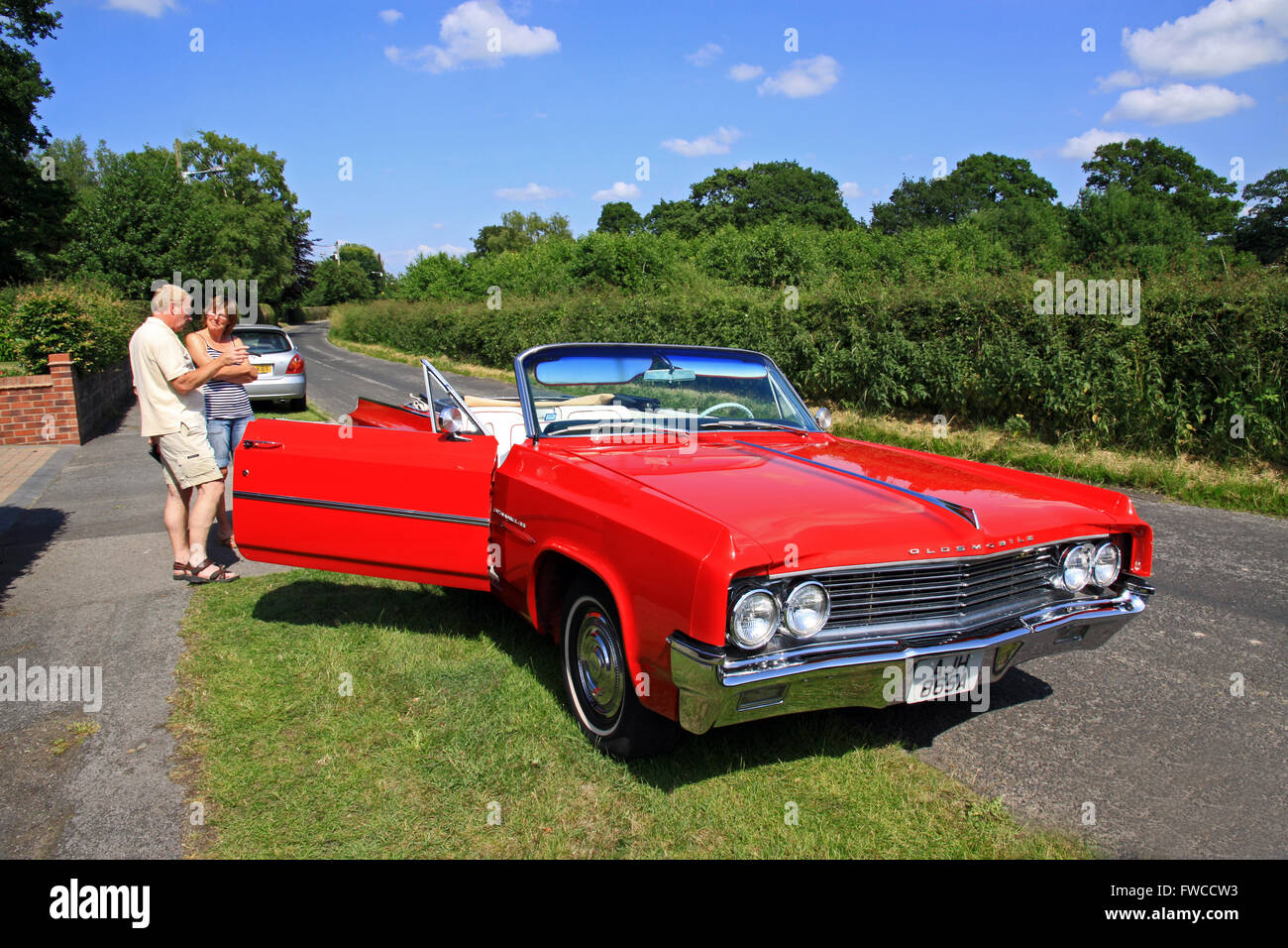 Red american convertible car hi-res stock photography and images - Alamy