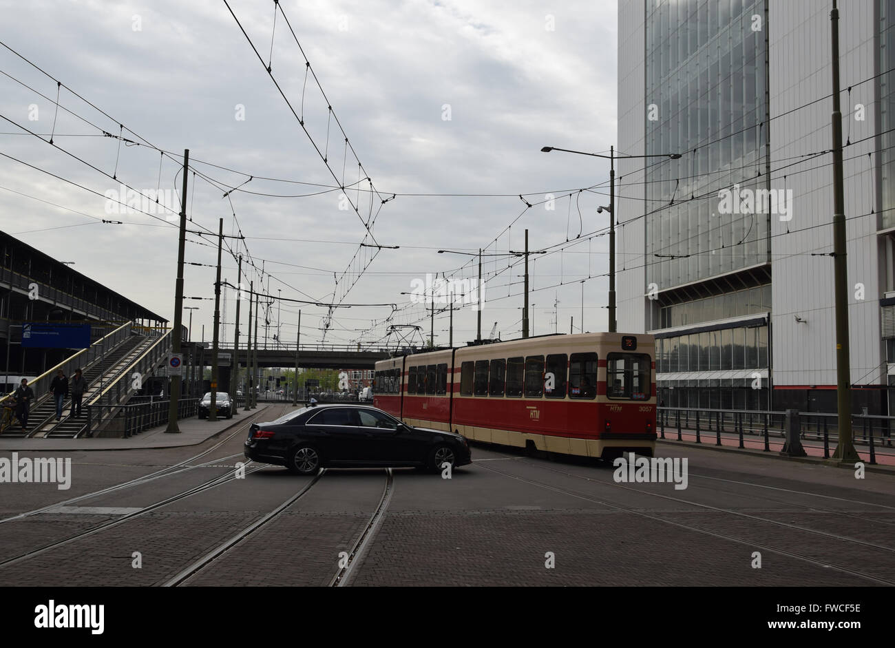 Tram leaving the terminus of Den Haag Centraal Station Stock Photo - Alamy