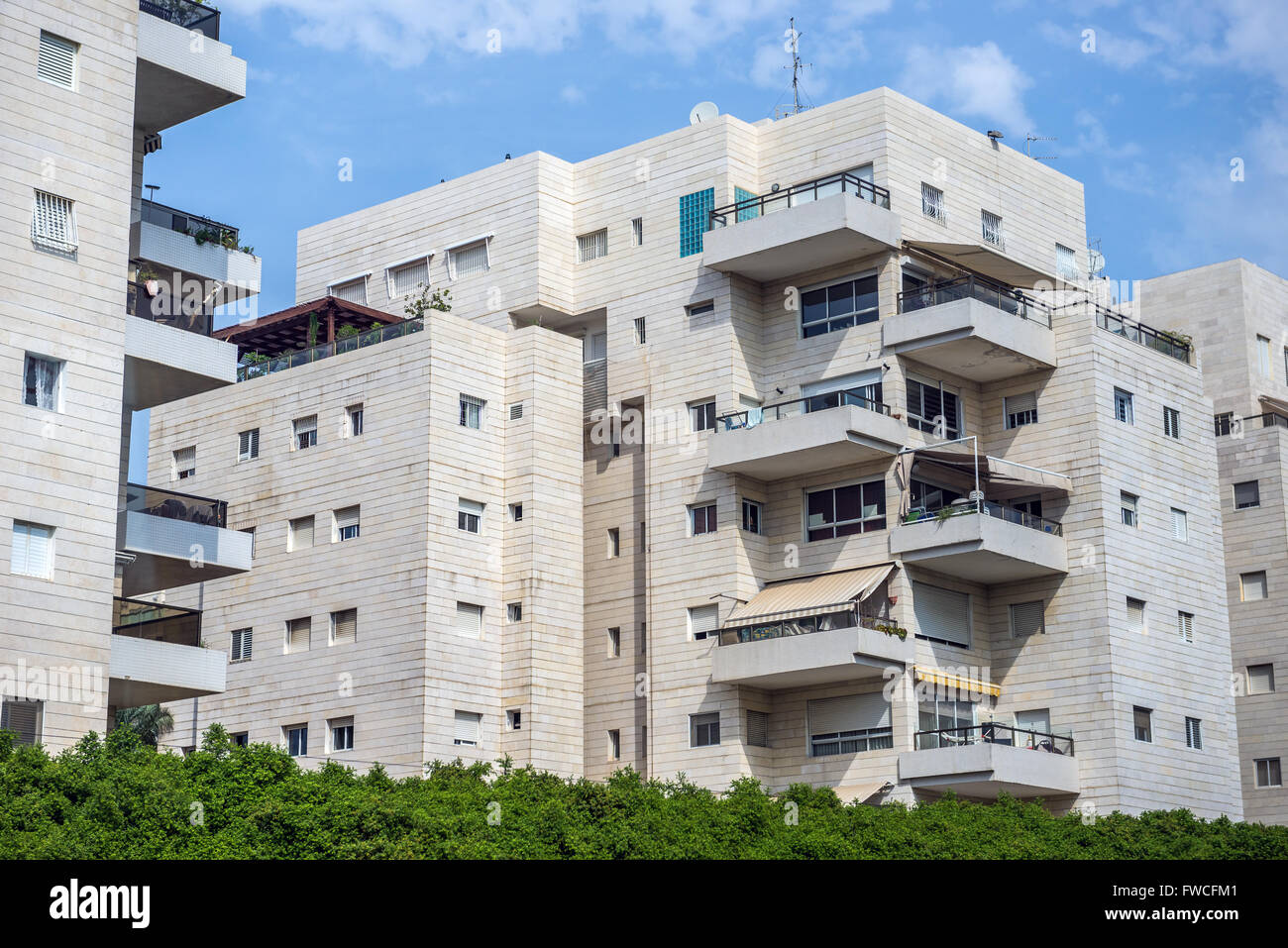 Country house apartments hi-res stock photography and images - Alamy