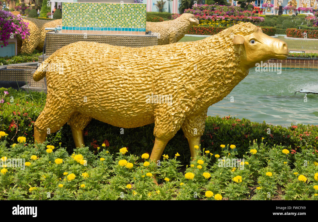 Golden sheep sculpture Stock Photo - Alamy