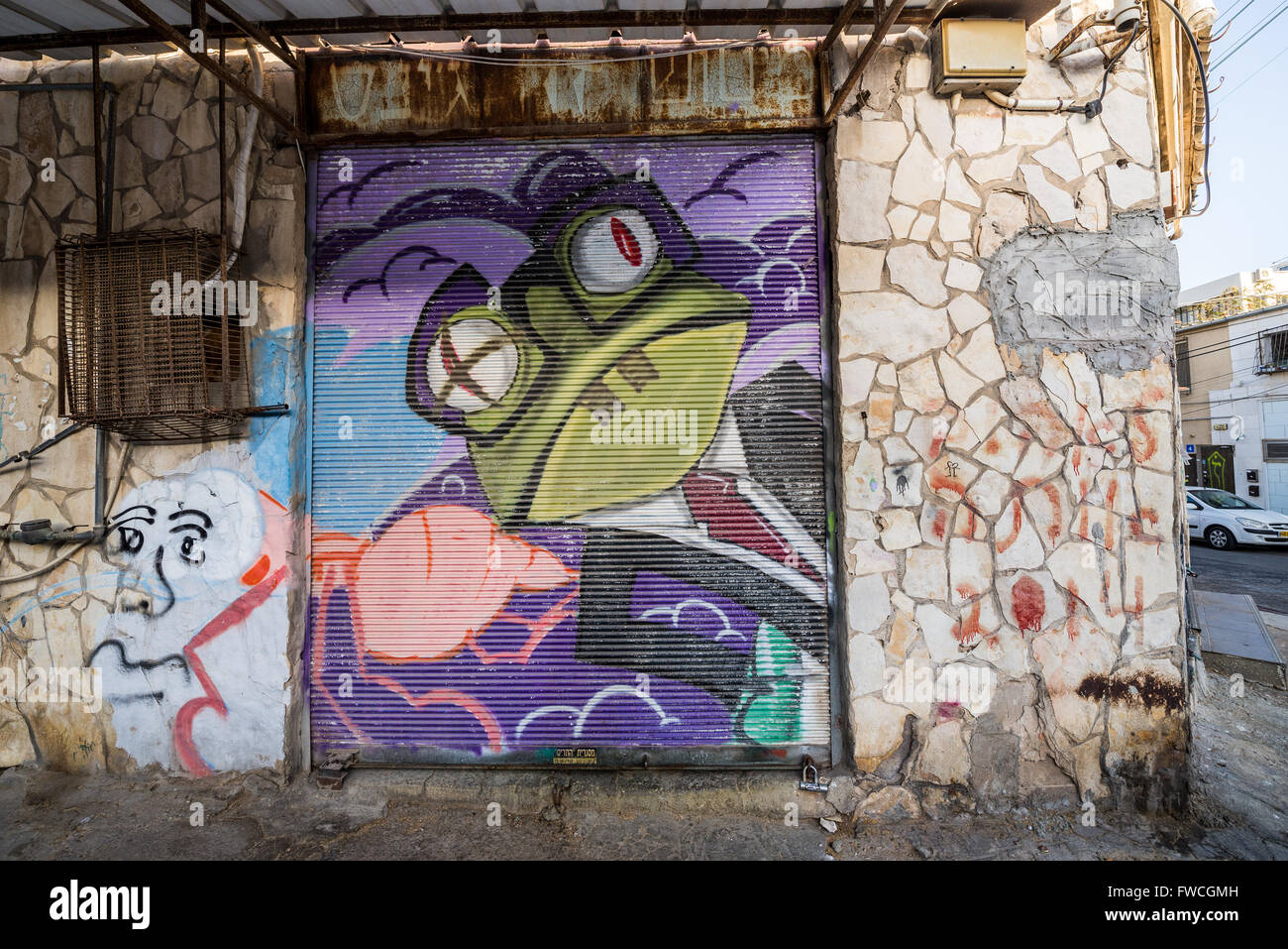 Frog mural hi-res stock photography and images - Alamy