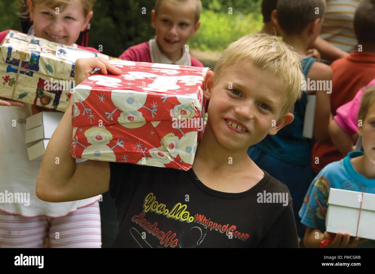 Ukraine charity shoe boxes toys hi-res stock photography and images - Alamy