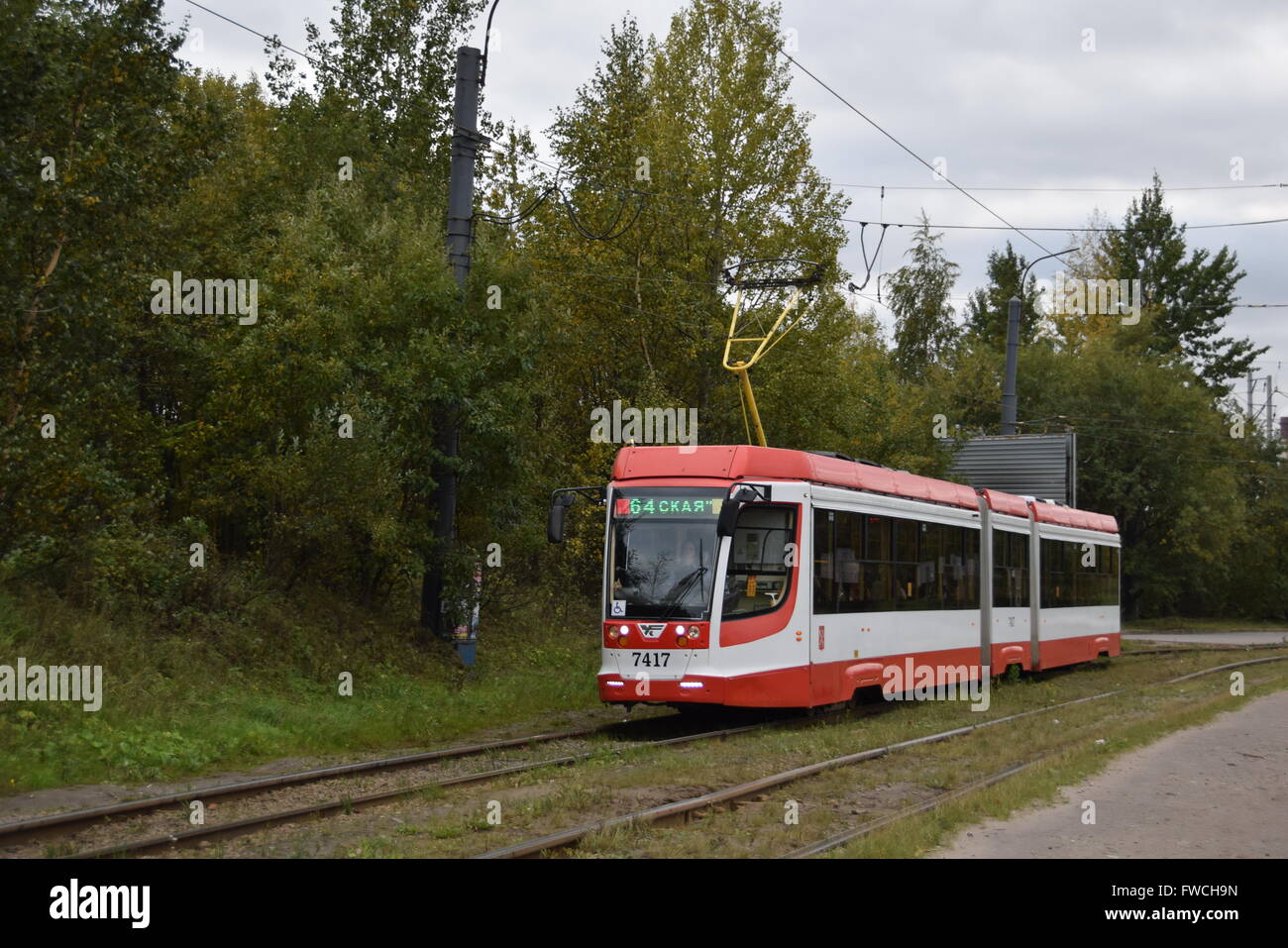 Unidirectional tram at non-overhauled segregation of prospect Kosygina ...