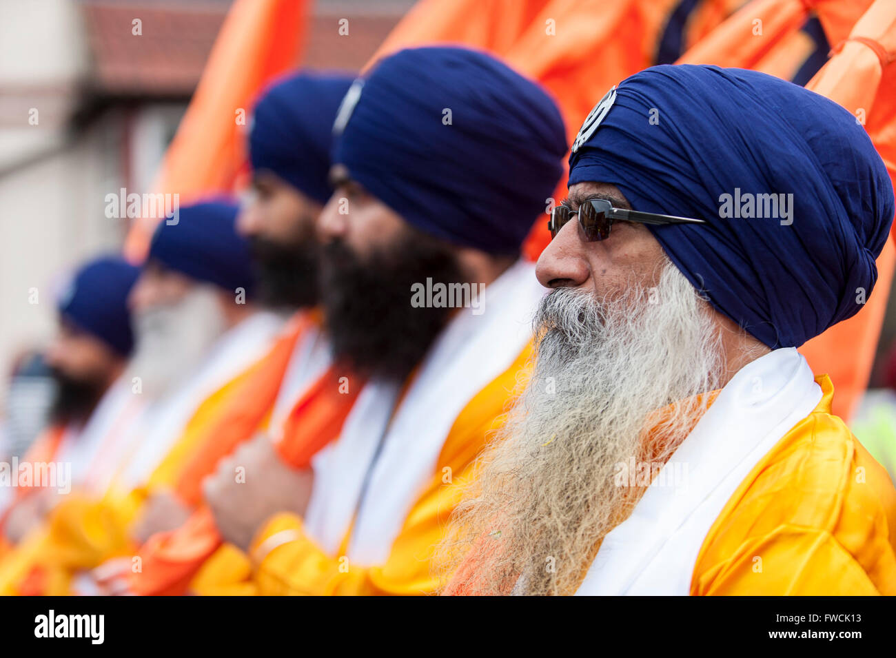 London, UK. 3 April 2016. Thousands of Sikhs turn out for the colourful ...