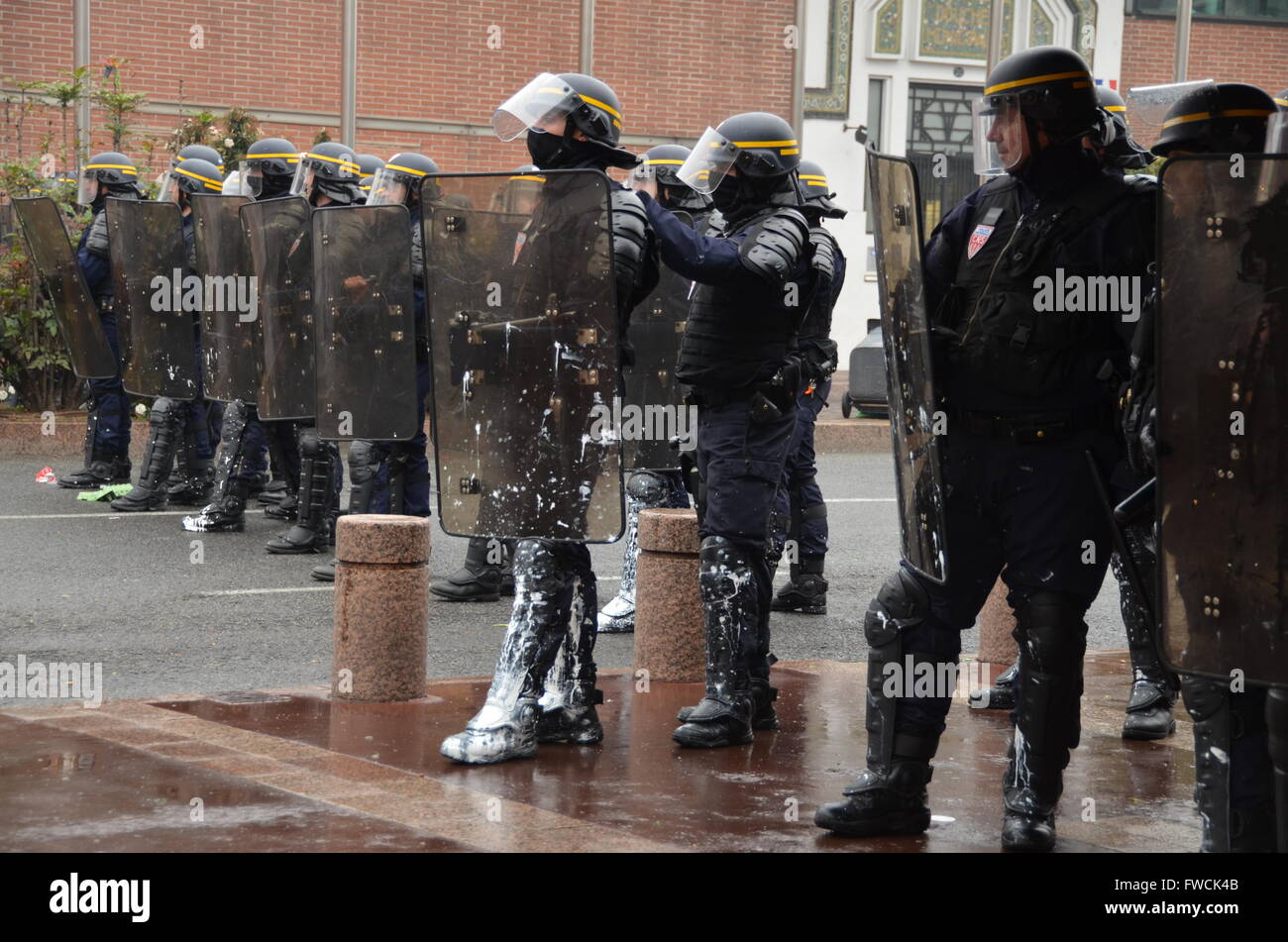 French riot police hi-res stock photography and images - Alamy