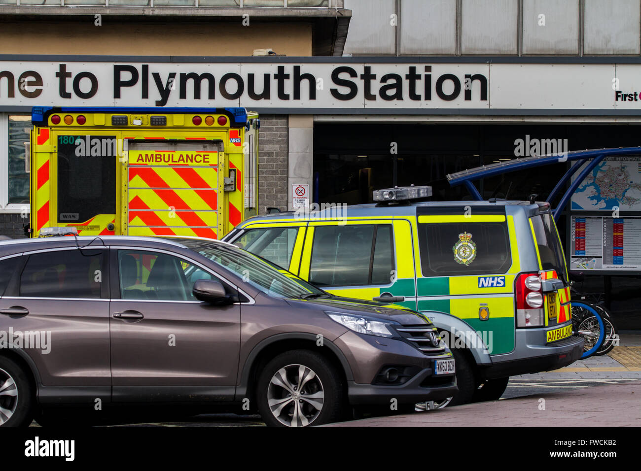 Ambulance ambulance station hi-res stock photography and images - Alamy