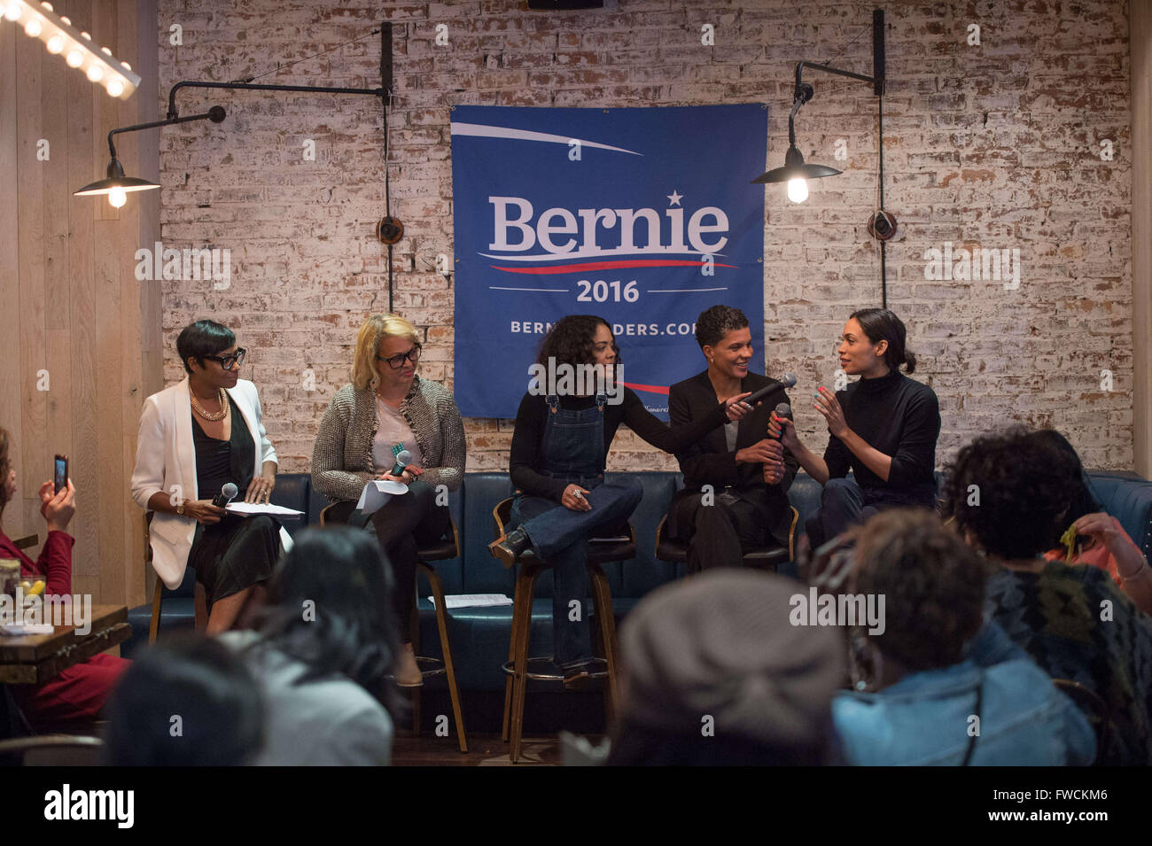 Michelle alexander author hi-res stock photography and images - Alamy