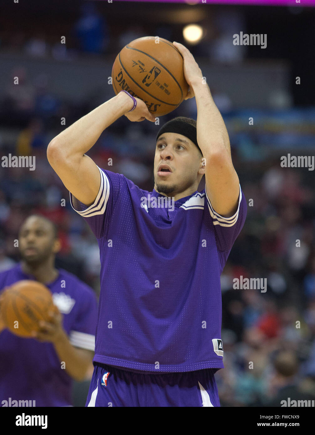 Denver, Colorado, USA. 2nd Apr, 2016. Kings SETH CURRY readies to shoot ...