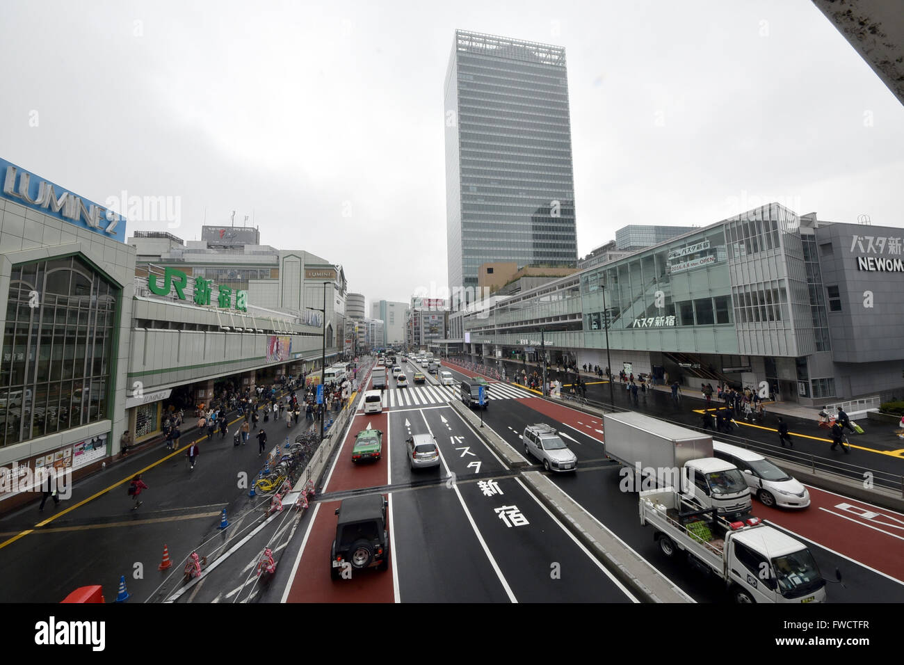 Shinjuku expressway bus terminal hi-res stock photography and images ...