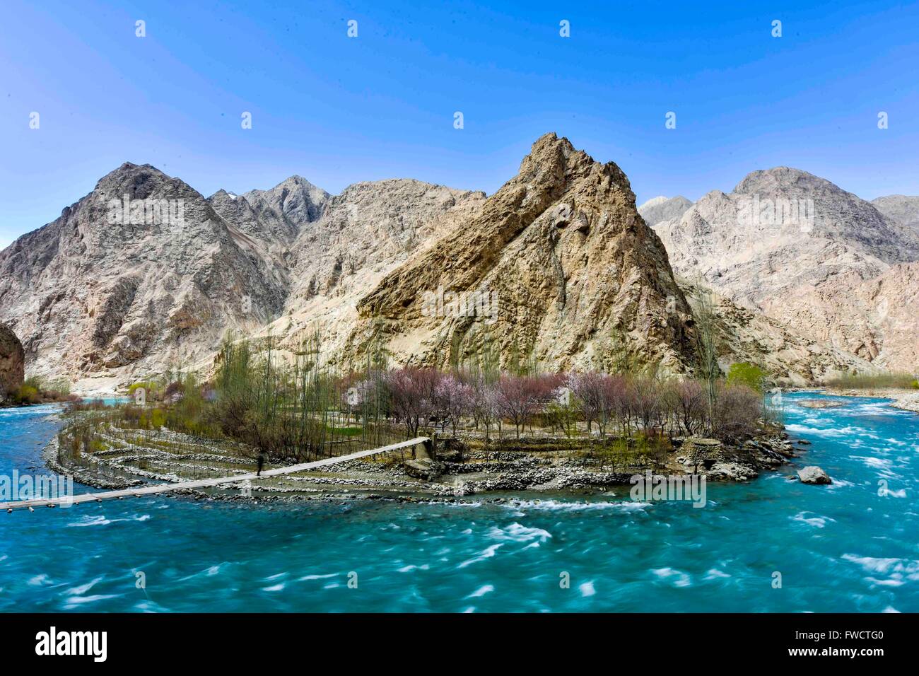 Yarkant hi-res stock photography and images - Alamy