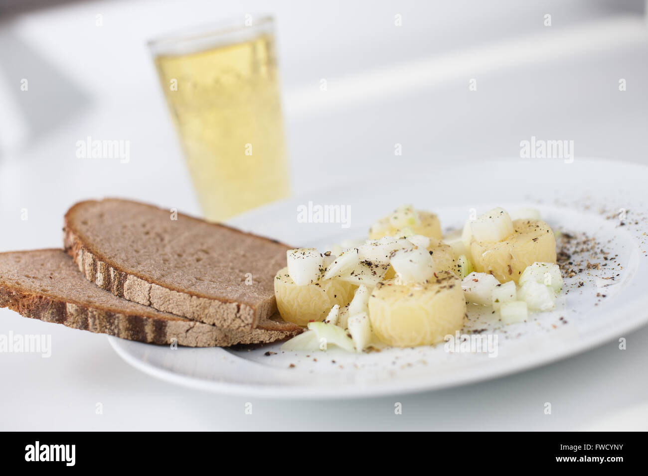 Handkas mit musik hi-res stock photography and images - Alamy