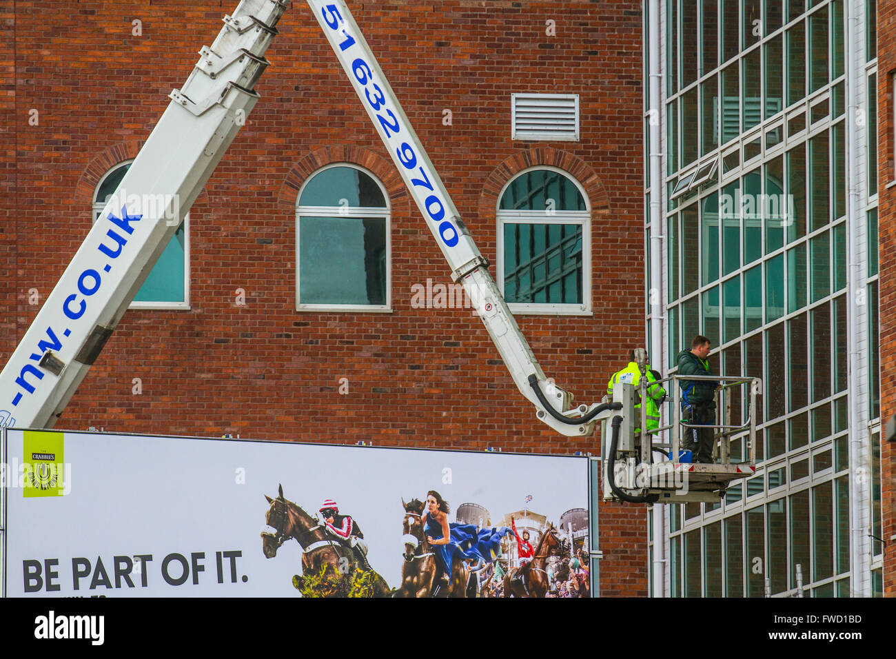 Window Cleaning Lift Spider and Telescopic Man Lift Liverpool ...
