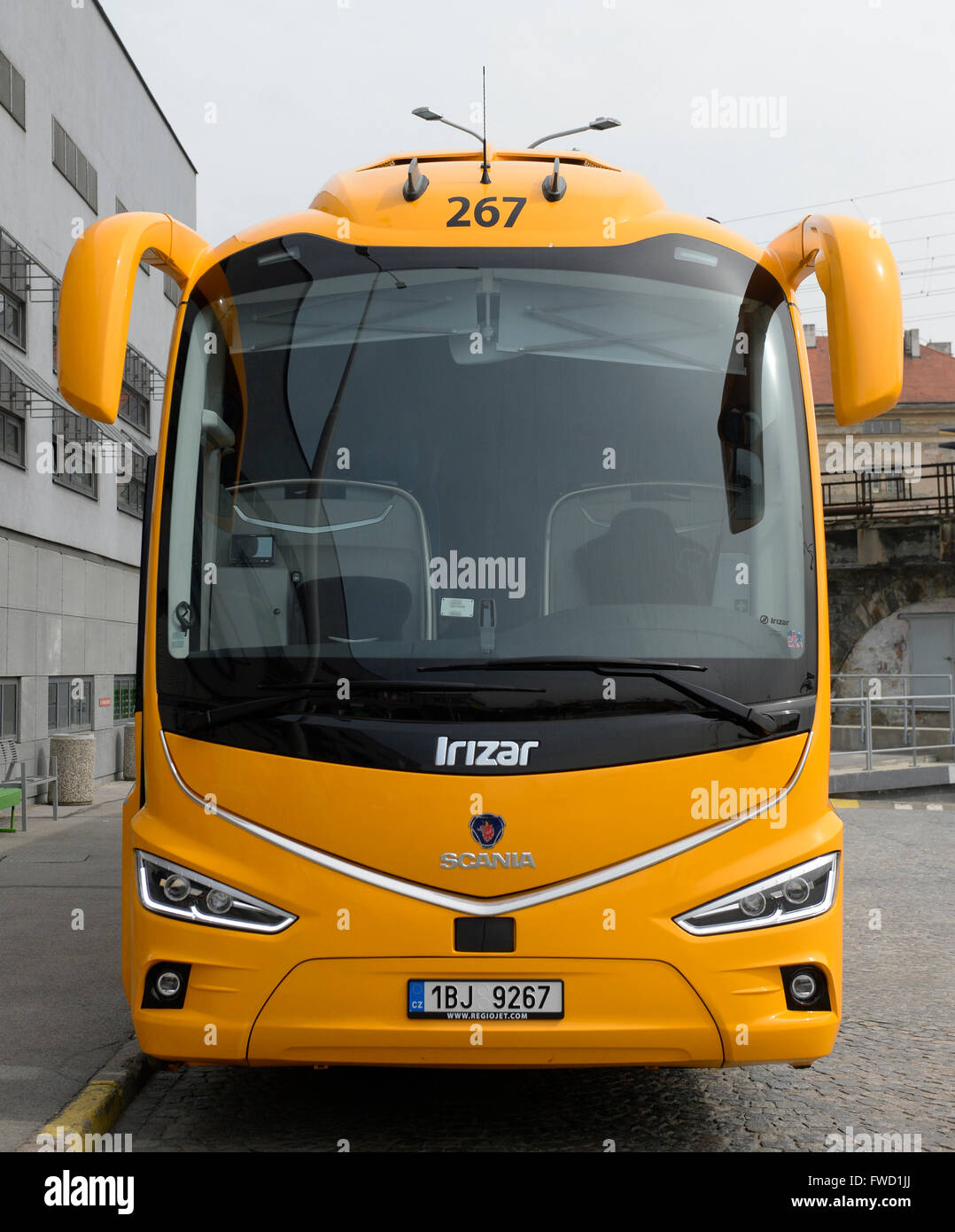 Student agency bus hi-res stock photography and images - Alamy